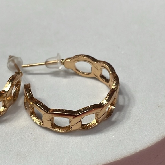 Tiaras Trends | Jewelry | Gold Chain Link Hoops | Poshmark